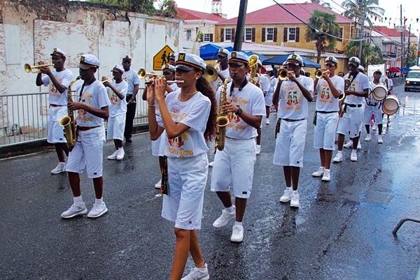 PHOTOS: BVI royalties in USVI parade - BVI News