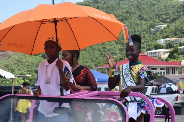 PARADE PHOTOS: VIBE, Showtime named joint Road March champs again