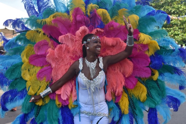 PARADE PHOTOS: VIBE, Showtime named joint Road March champs again