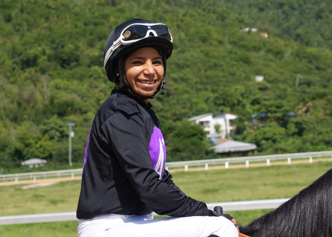 Tortola’s COURAGE & HONOUR wins feature horse race on Sunday
