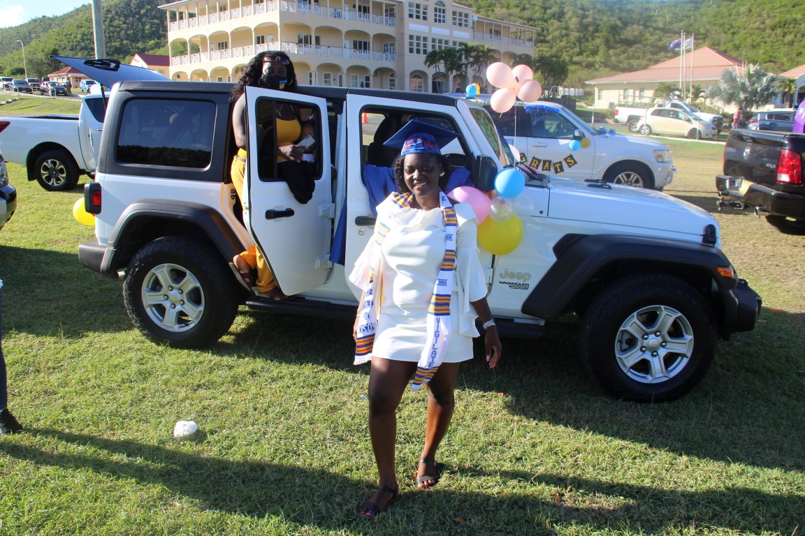 ESHS has first drive-in graduation | 59% graduates with honours