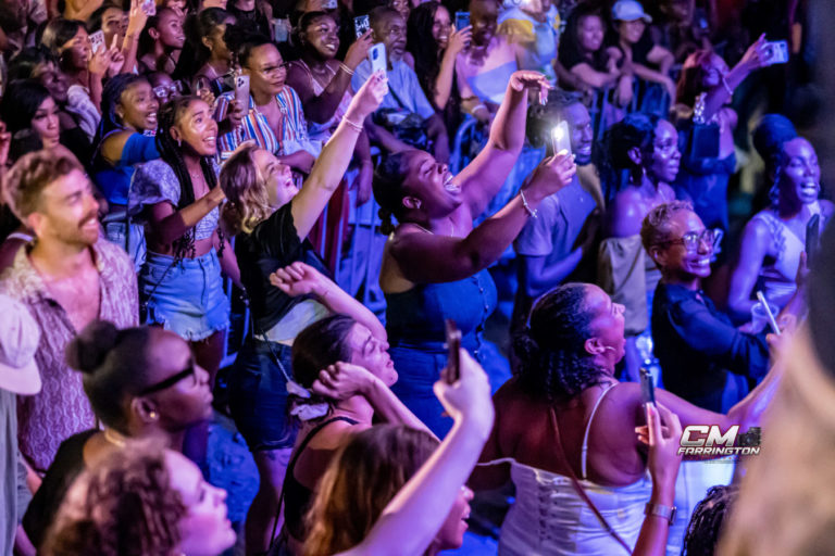 PHOTOS: Big turn-out for Non-stop Concert